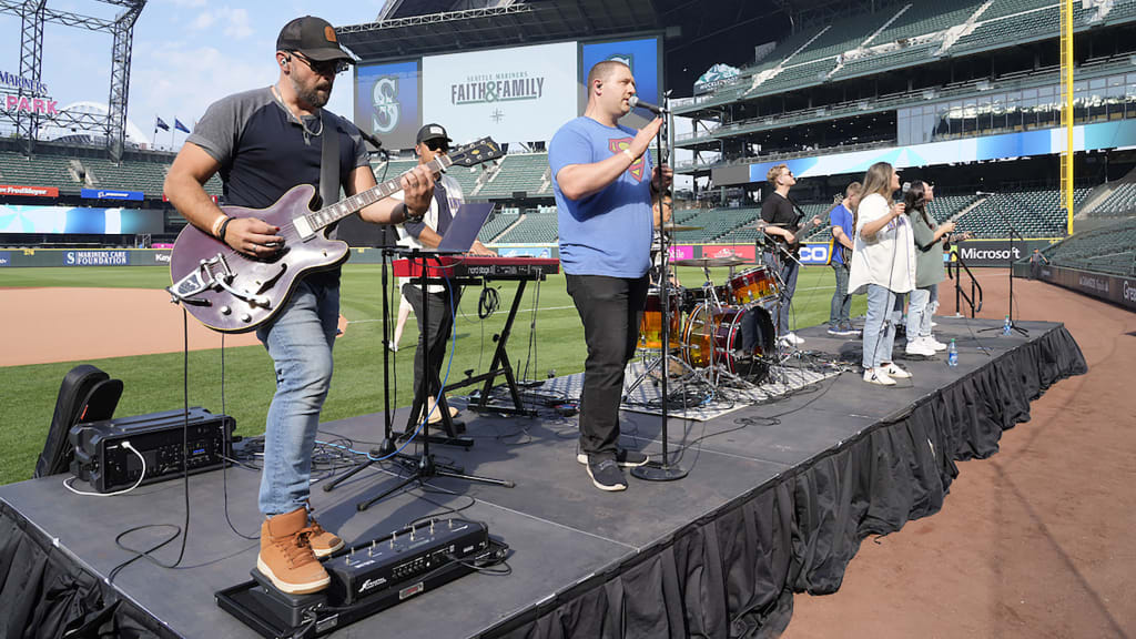 Young Professionals | Canyon Hills Community Church